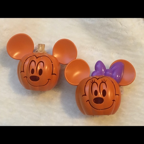 Disney | Holiday | Mickey And Minnie Mouse Mini Lightup Pumpkins | Poshmark